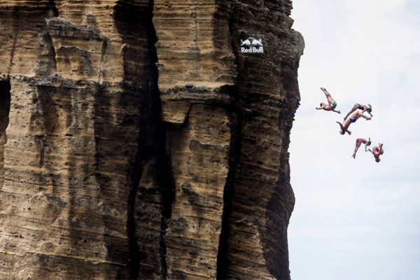 Red Bull Cliff Diving levou os melhores saltos do mundo aos Açores ...