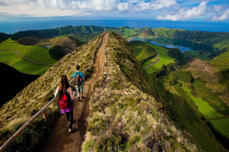 National Geographic Traveler elege os Açores as segundas ilhas mais ...